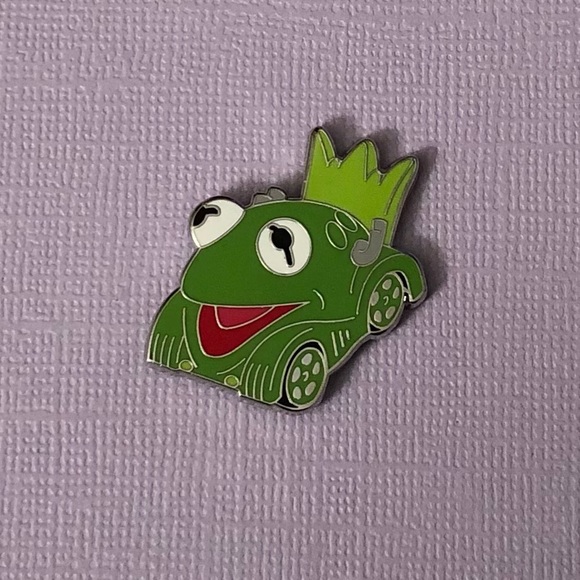 Disney | Jewelry | Kermit The Frog Disney Racers Trading Pin | Poshmark